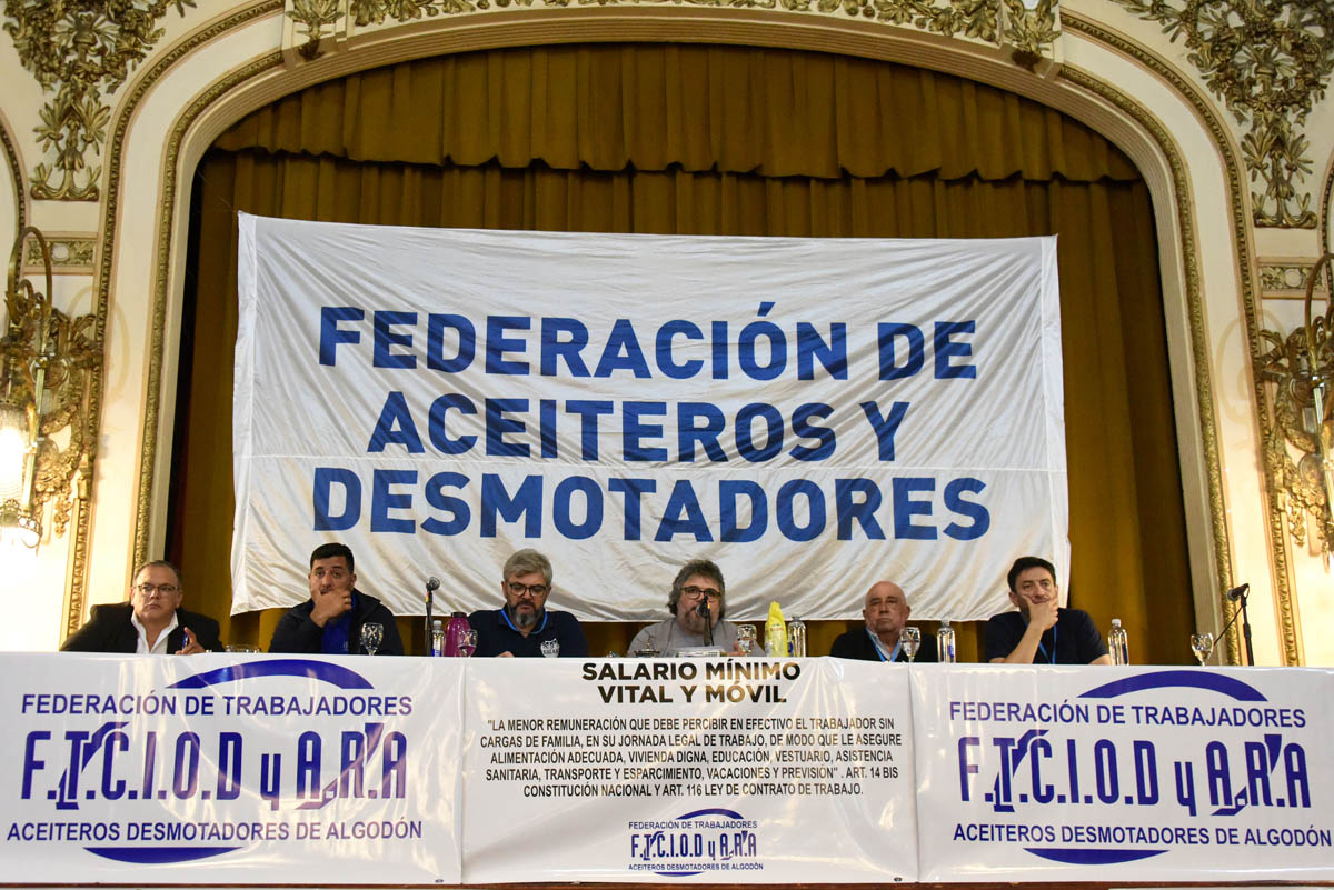 A través de un plenario los trabajadores aceiteros definen nuevo plan de lucha – Politicadesantafe