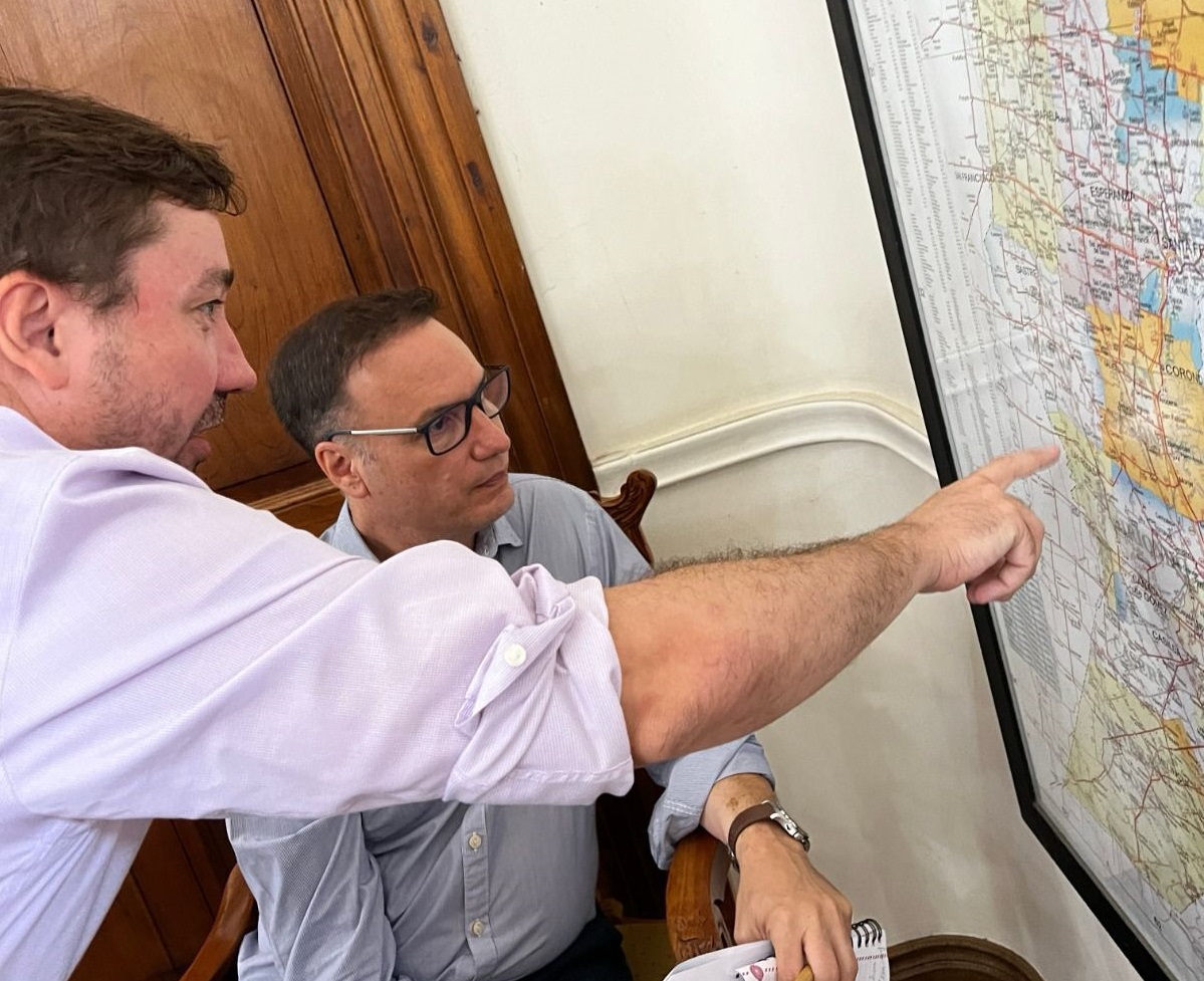 Motta entre la planificación de obras para su región y las críticas por el estado de rutas ...