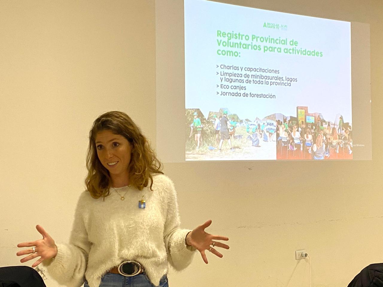 Sofía Galnares: “Avanzamos con el diseño de los Voluntariados ...