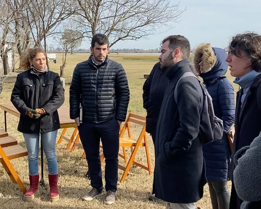 Franceses visitaron la Laguna El Hinojo junto a Galnares y Chiarella ...
